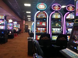 Review of PT's GOLD Silverado Ranch and Maryland Pkwy in Las Vegas ...